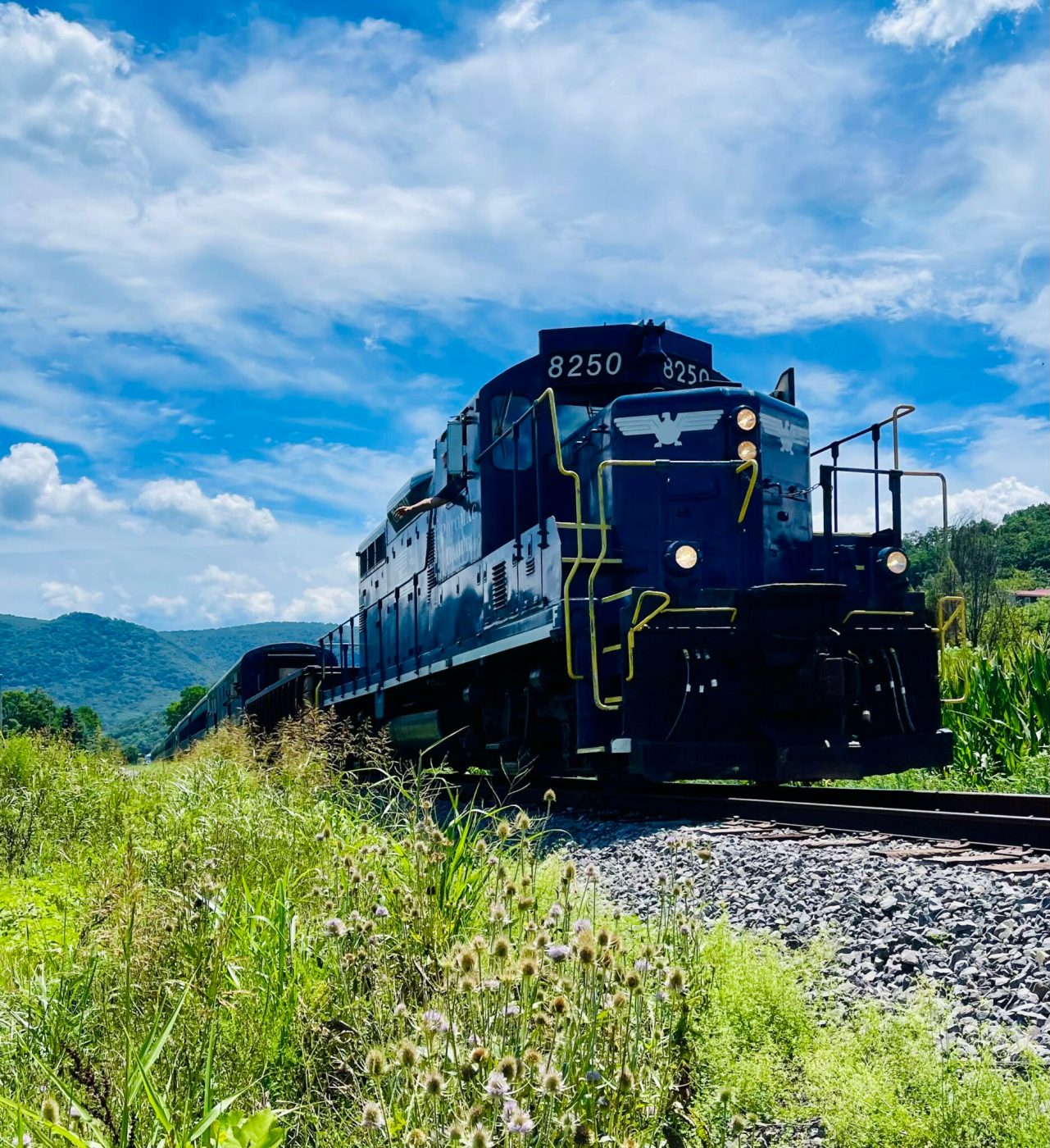 Train Rides to Explore Petersburg WV | Potomac Eagle Scenic Railroad